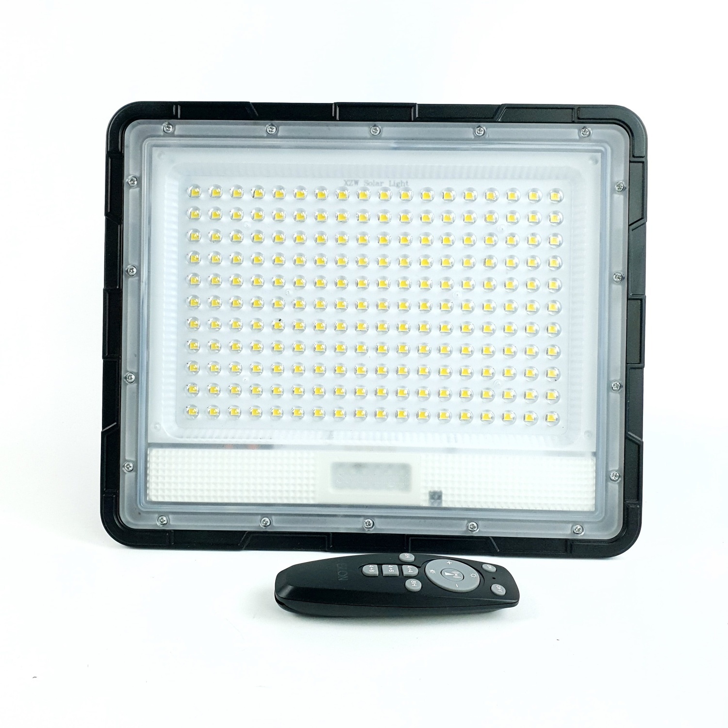 EILON โคมไฟฟลัดไลท์โซลาร์เซลล์ 200W รุ่น XZW-200W แสงเดย์ไลท |GlobalHouse